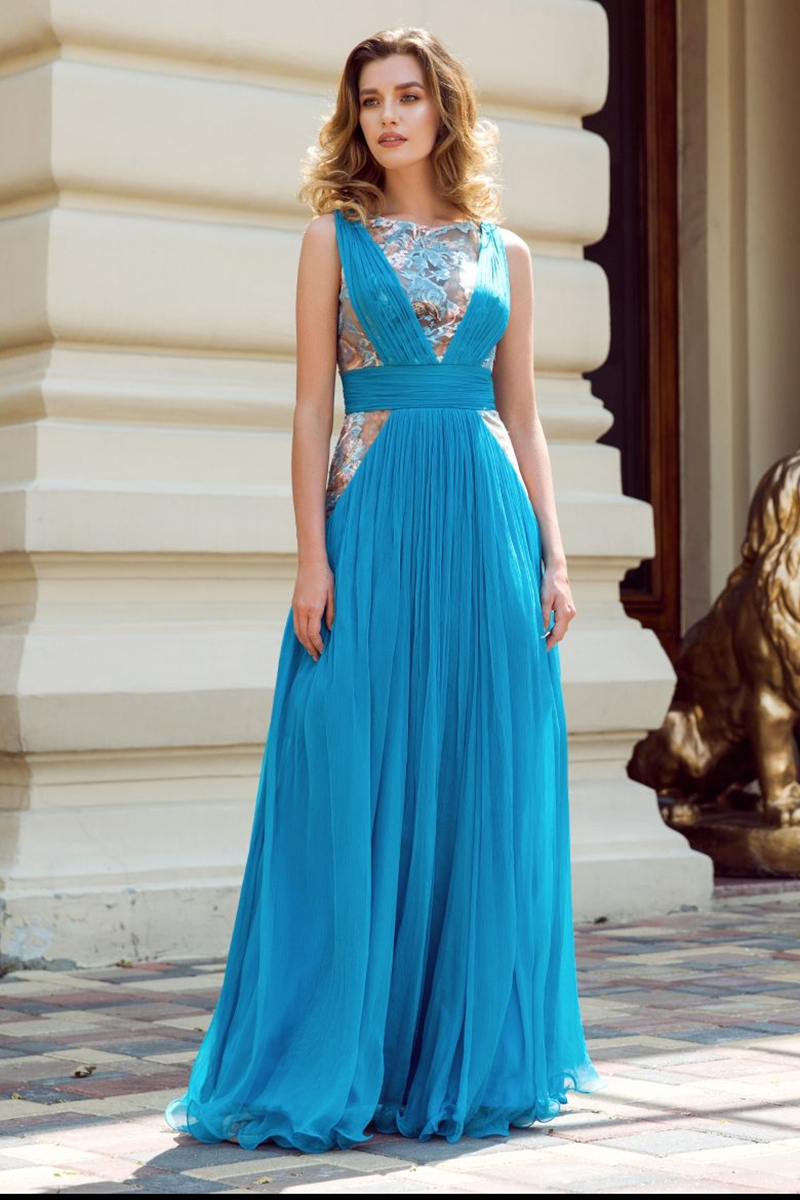 Un nou eveniment? Stii ce rochie sa alegi?